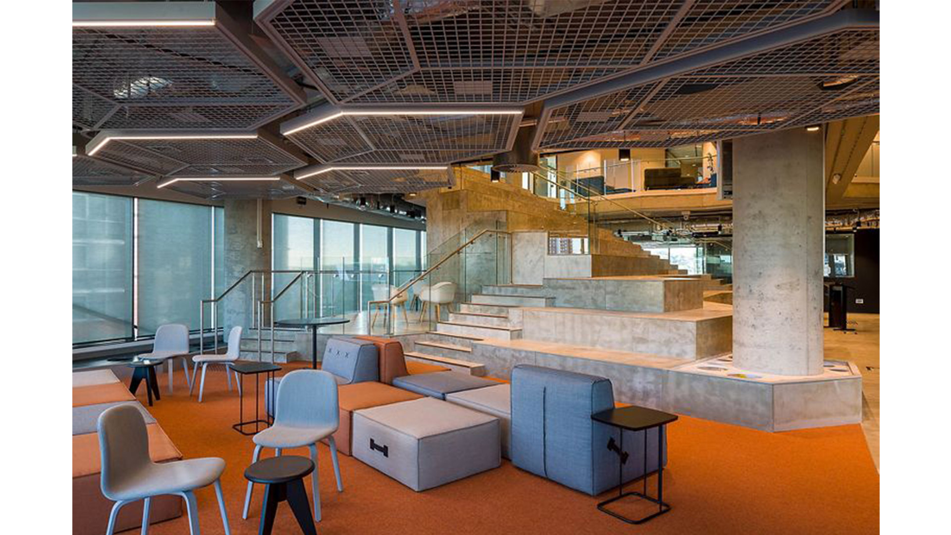 Armstrong Metalworks MeshComfortech Building Performance Solutions®