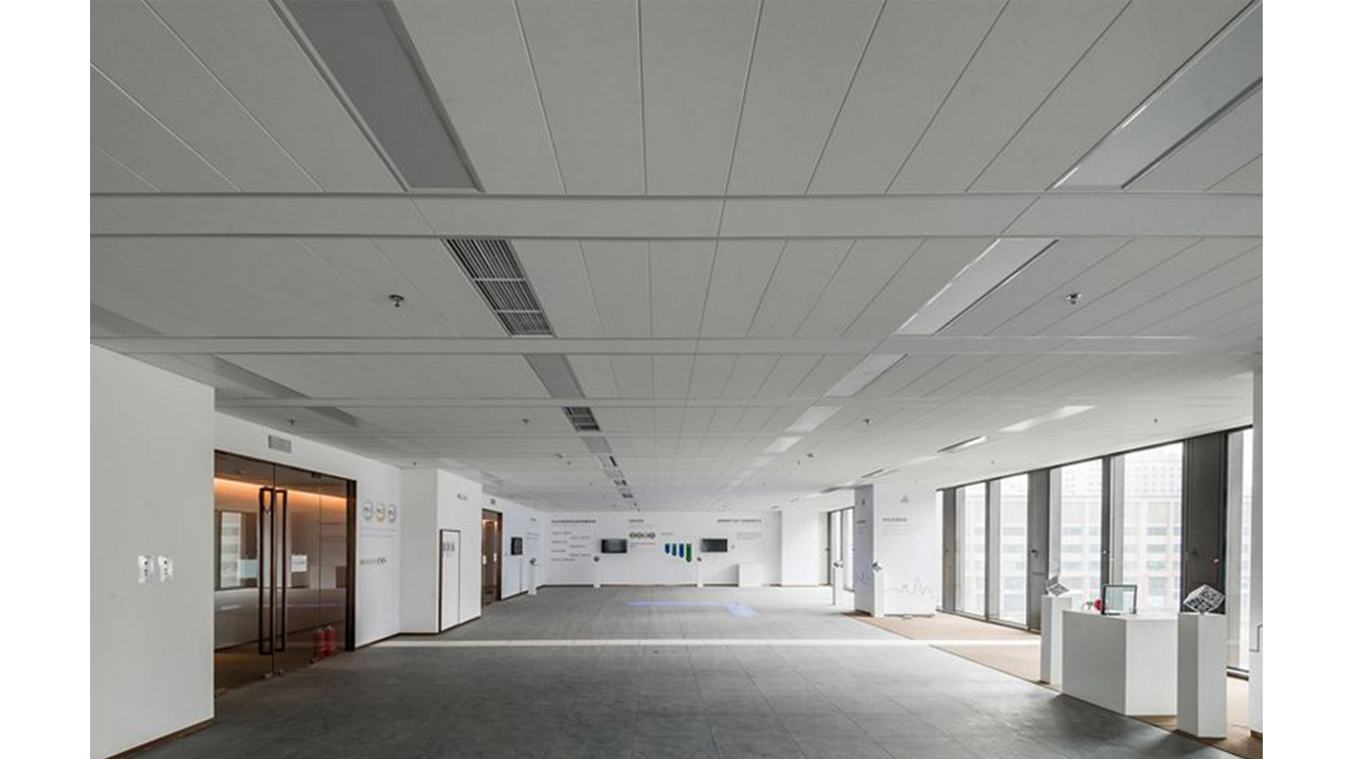 Armstrong UltimaComfortech Building Performance Solutions®